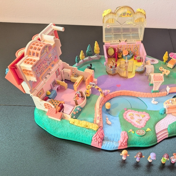 polly pocket | Toys | Vintage 996 Polly Pocket Magical Moving Pollys ...